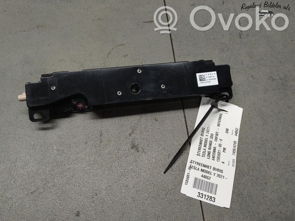 158560100E Tesla Model Y Other control units/modules, €163.35 | RRR