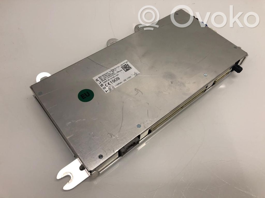 104390000E Tesla Model X Central body control module, €182.17 | RRR