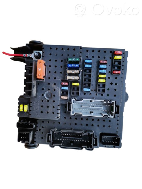 30786646 Volvo XC90 Module de fusibles, 9,00 € | OVOKO