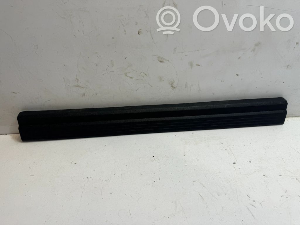2126860136 Mercedes-Benz CLS C218 X218 Garniture marche-pieds avant, 4 ...