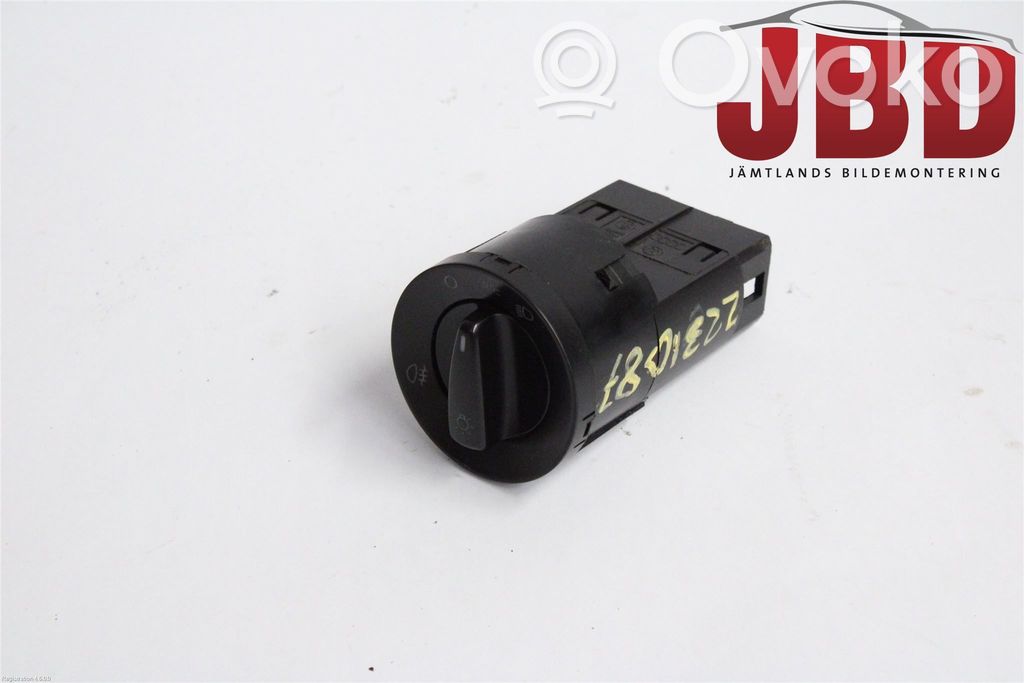 3B0941531B Skoda Octavia Mk1 (1U) Valokatkaisija, 26,79 € | OVOKO