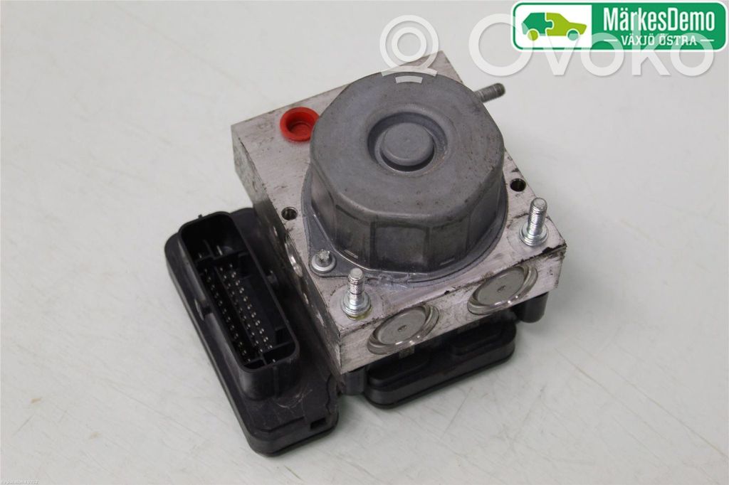 476609404R Dacia Sandero ABS-pumppu, 263,39 € | OVOKO