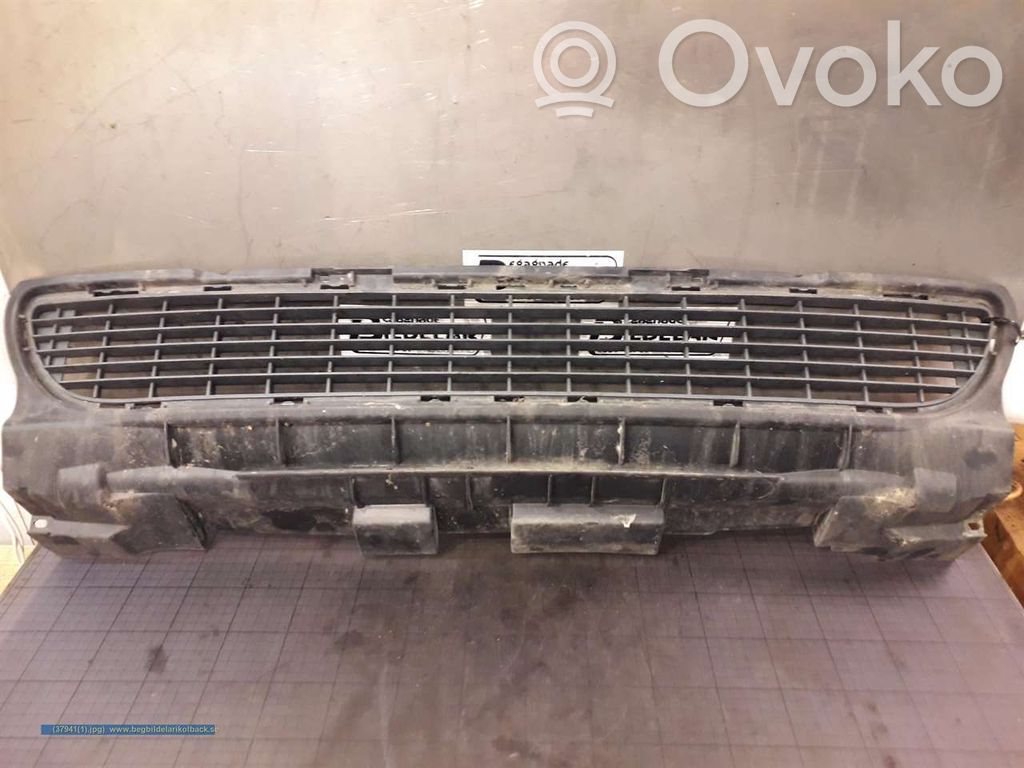 Mercedes-Benz A W169 Grille calandre supérieure de pare-chocs avant, 32 ...