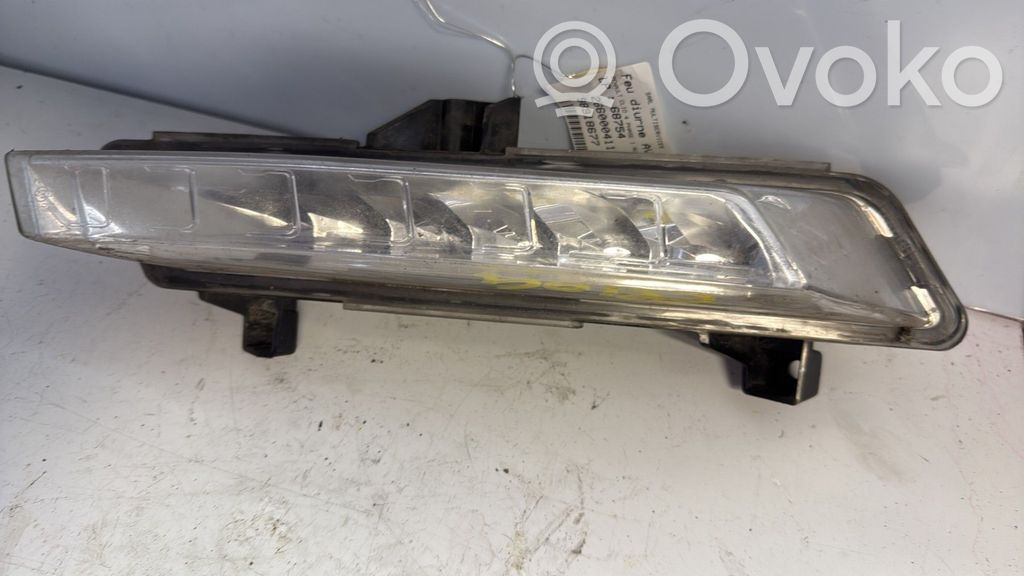 266000411R Renault Clio IV LED-päiväajovalo, 42,00 € | OVOKO