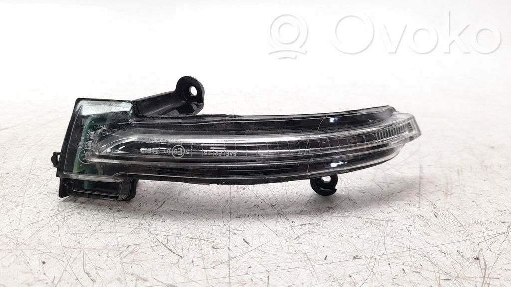 963053618R Renault Megane IV Rétroviseur électrique de porte avant, 15 ...