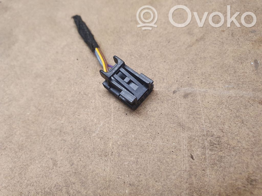 8K0973754 Audi A3 S3 8V Autres relais, 10,00 € | OVOKO