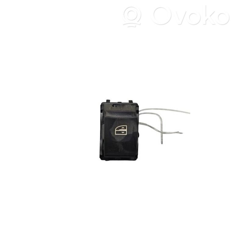 254214896R Renault Megane IV Electric window control switch, €15.95 | RRR