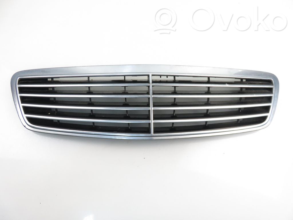 777200002 Mercedes-Benz S W220 Grille de calandre avant, 22,59 € | OVOKO