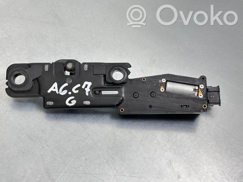 4F9827383 Audi A6 S6 C7 4G Moteur ouverture de coffre, 9,99 € | OVOKO