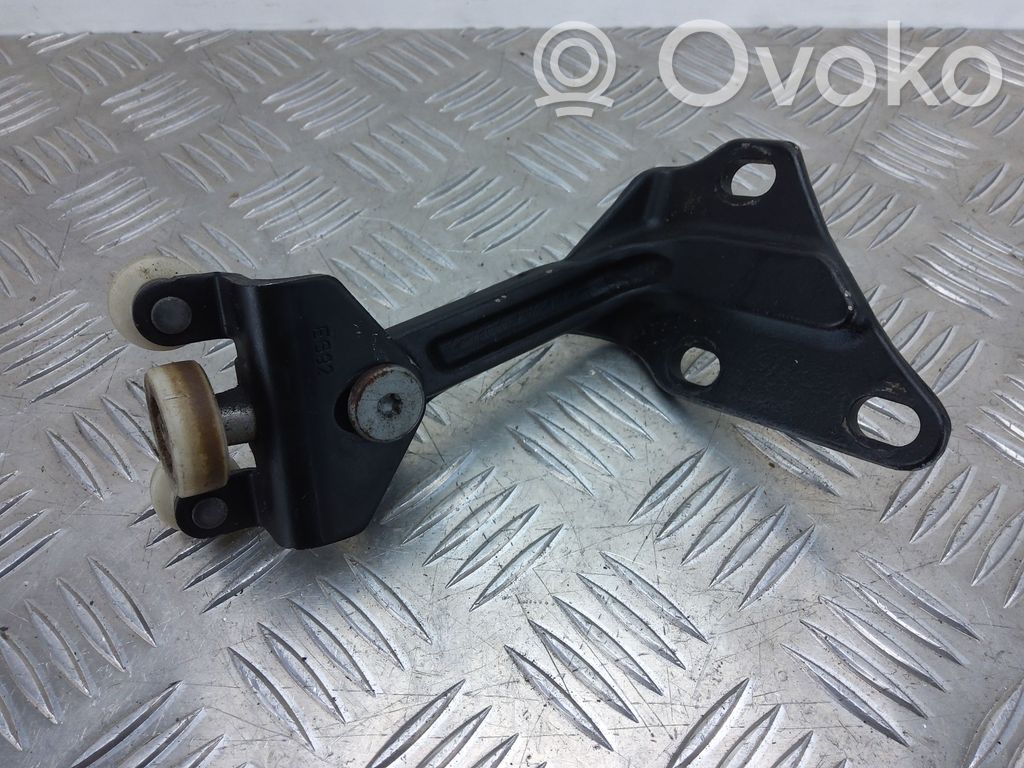 A9067600147 Volkswagen Crafter Rouleau de porte coulissante, 10,25 ...