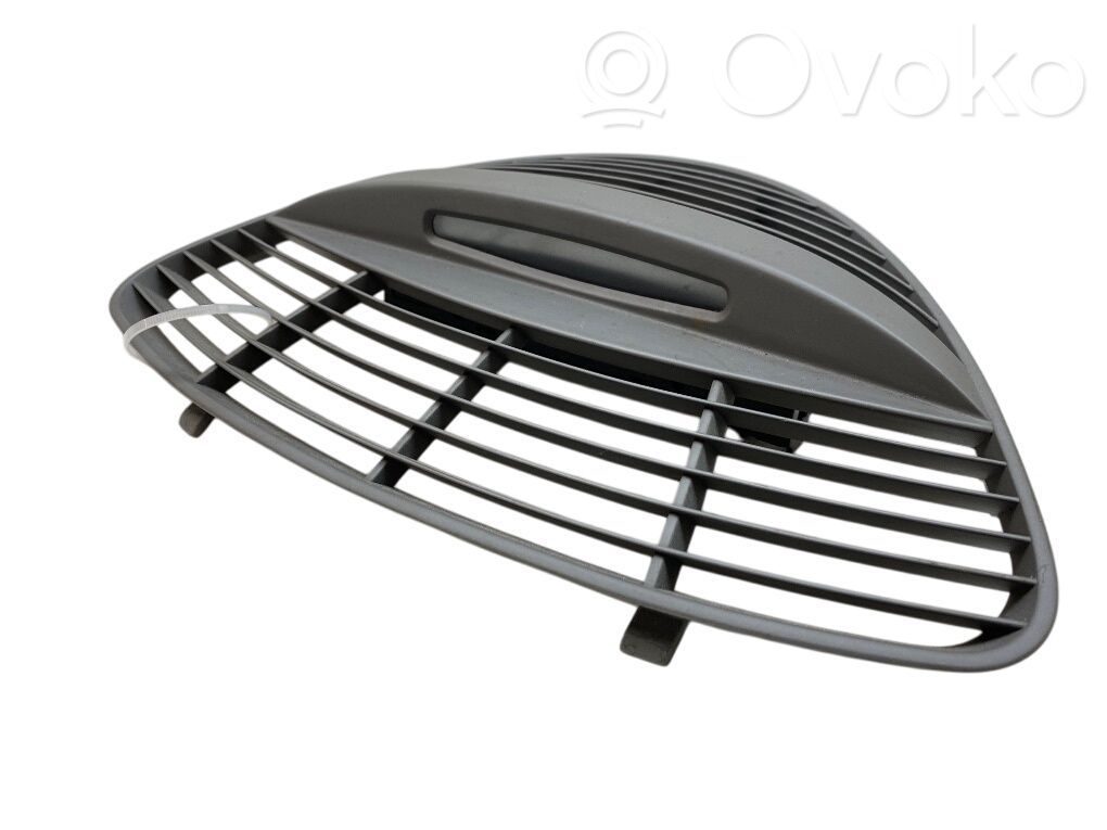 102730000 Mercedes-Benz SL R230 Kello, 104,88 € | OVOKO