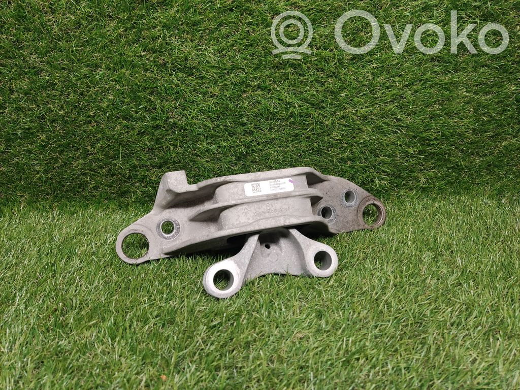 39096914 Chevrolet Cruze II Engine mount bracket, €48.00 | RRR