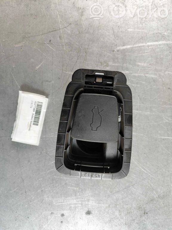 32277309 Volvo XC60 Engine bonnet (hood) release handle, €6.30 | RRR