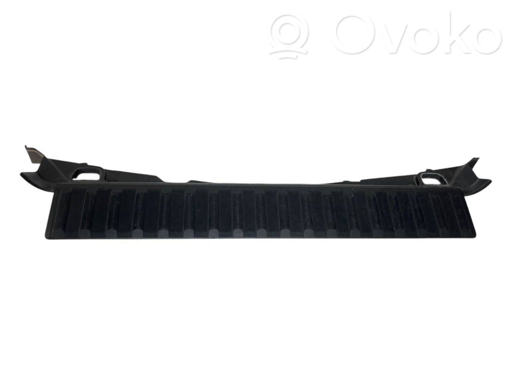 8244761 BMW X5 E53 Bagāžnieka sānu apakšējās apdares panelis, 24,49 € | RRR