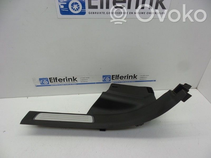 31377618 Volvo S90, V90 (C) pillar trim, €59.90 | RRR