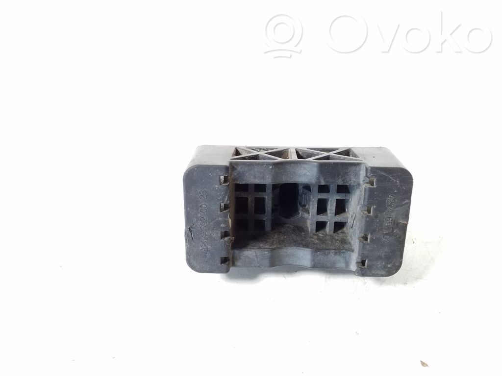 A2046900009 Mercedes-Benz ML W166 Jack pad point de levage au Cric, 7 ...