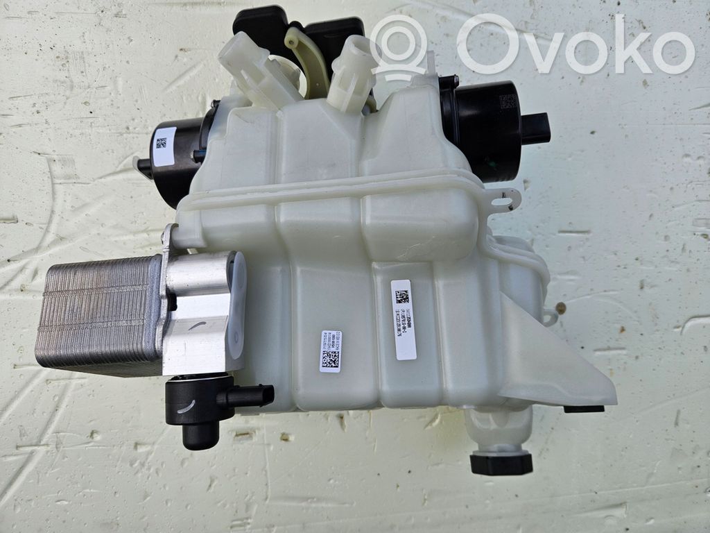 109701600D Tesla Model 3 Coolant expansion tank/reservoir, €764.40 | RRR