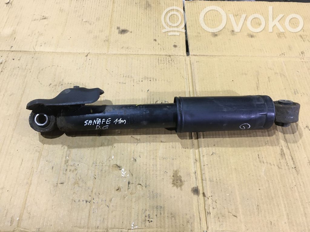 553102B510 Hyundai Santa Fe Rear shock absorber/damper, €10.00 | RRR