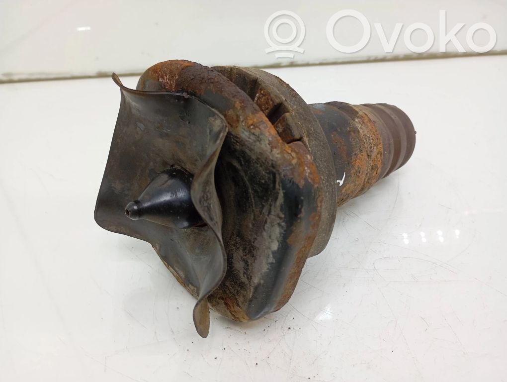 31255537 Volvo V70 Gumijas atbalsts priekš atsperes, 13,00 € | RRR