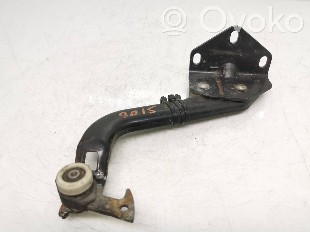 Mercedes-Benz Sprinter W906 Sliding door upper roller guide/hinge, €35.00 | RRR