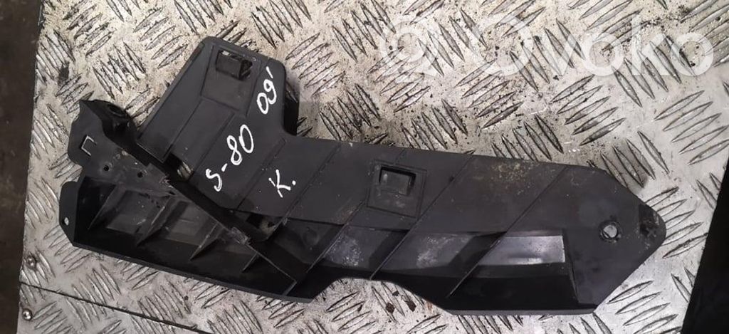 30796388 Volvo S80 Front bumper mounting bracket, €10.00 | RRR