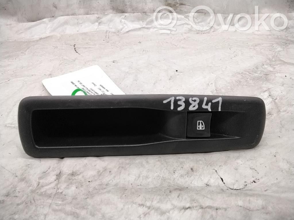 809610014R Renault Megane III Sähkötoimisen ikkunan ohjauskytkin, 47,30 ...