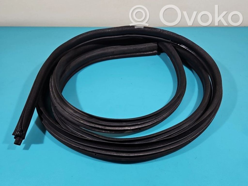IMPRK1402521 Renault Master III Front door rubber seal, €27.06 | RRR