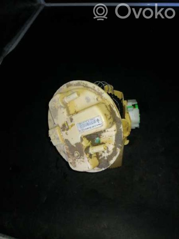 172020371R Dacia Duster In-tank fuel pump, €48.40 | RRR