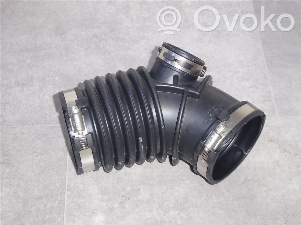 13718573422 BMW 5 G30 G31 G38 Air intake hose/pipe, €54.00 | RRR