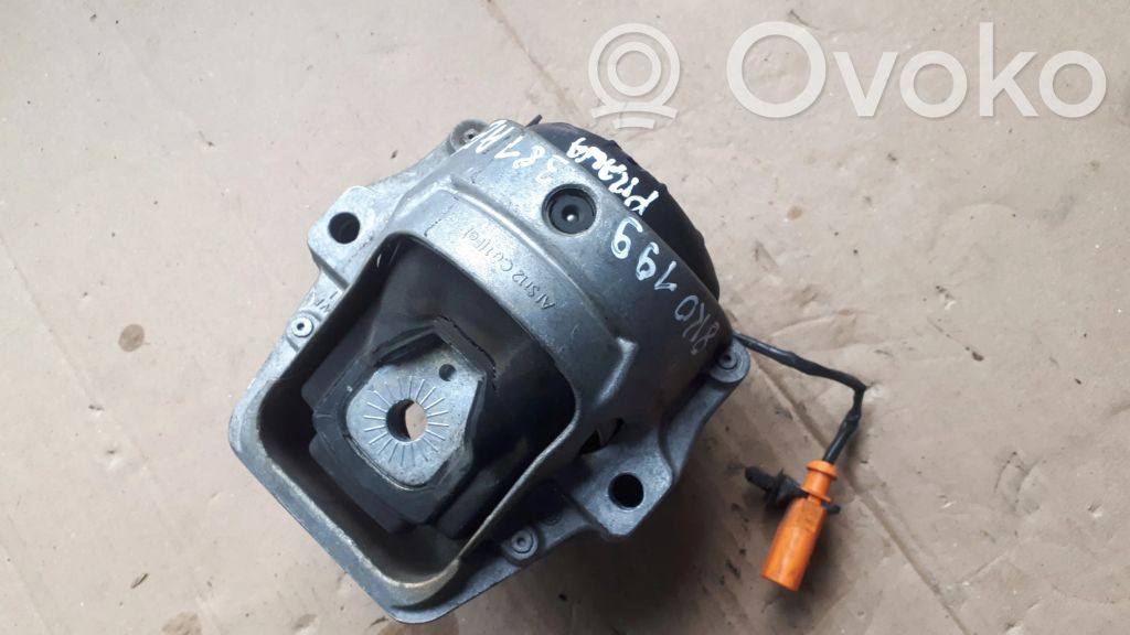 8R0199381AE Audi A4 S4 B8 8K Engine mounting bracket, €94.71 | RRR