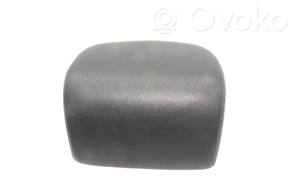 Toyota Yaris Appui-tête siège arrière, 30,00 € | OVOKO