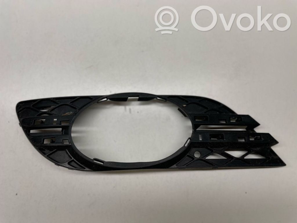 2118850822 Mercedes-Benz E W211 Grille antibrouillard avant, 10,00 ...