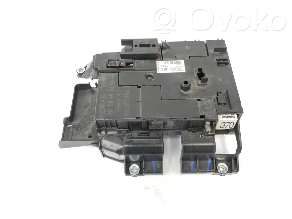 95861021100 Porsche Cayenne (9Y0 9Y3) Fuse module, €266.20 | RRR