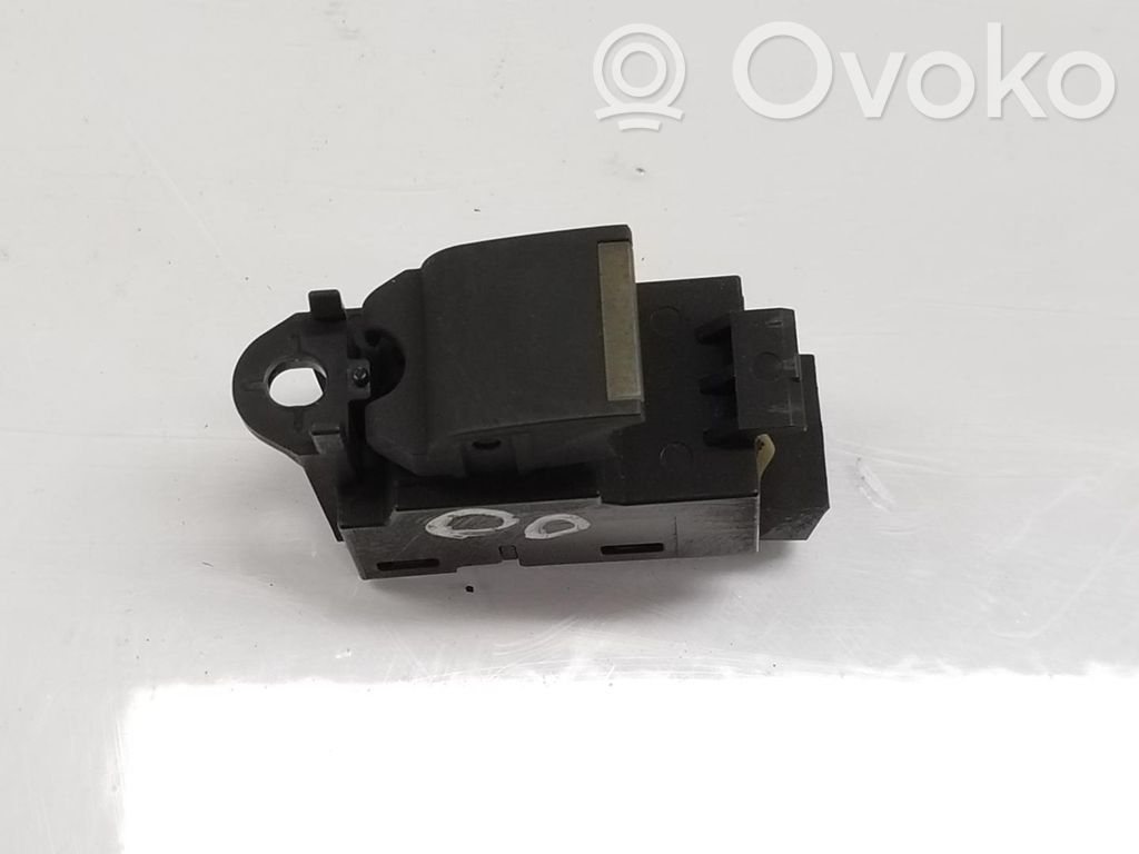 LR059773 Land Rover Discovery Sport Electric window control switch, €26 ...