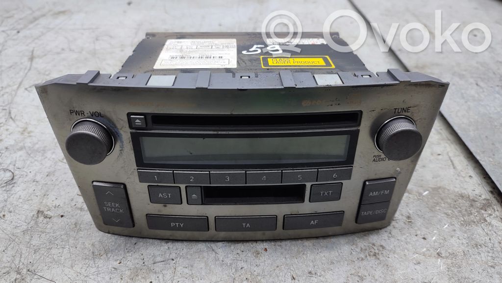 Toyota Avensis T250 Radio/CD/DVD/GPS head unit, €39.00 | RRR