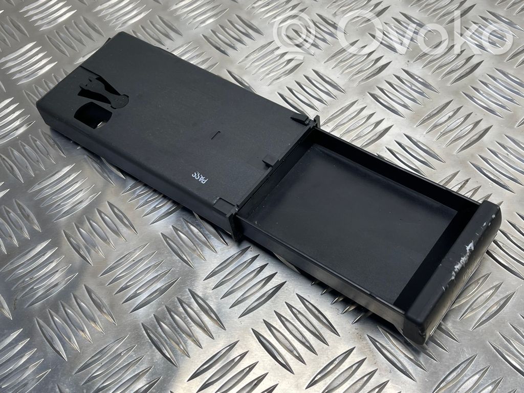 8P0941561G Audi A3 S3 8P Boîte / compartiment de rangement pour tableau ...