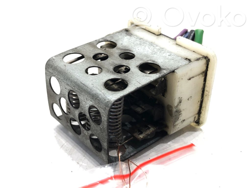 Opel Astra H Heater blower motor/fan resistor, €10.59 | RRR