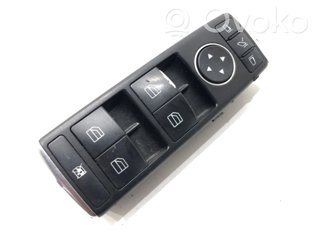 A1669054400 Mercedes-Benz A W176 Interrupteur commade lève-vitre, 42,12 ...