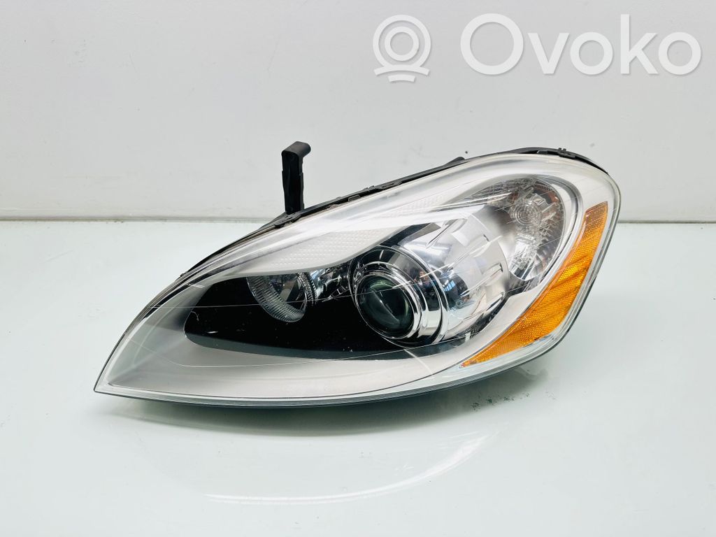 31395462 Volvo XC60 Phare frontale, 414,00 € | OVOKO