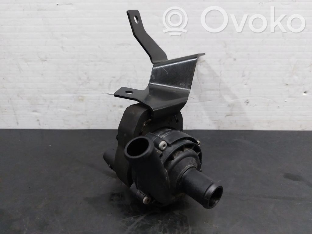 A2118350364 Mercedes-Benz GLC X253 C253 Pompe à eau de liquide de ...