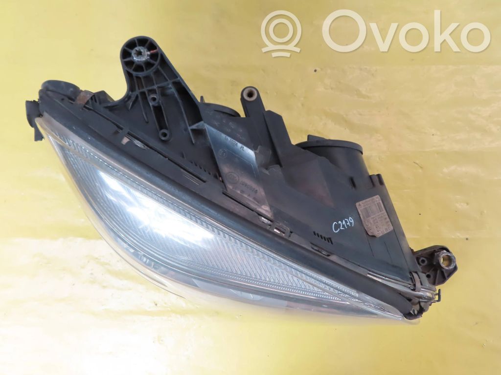 A2048208661 Mercedes-Benz C W204 Phare frontale, 164,71 € | OVOKO