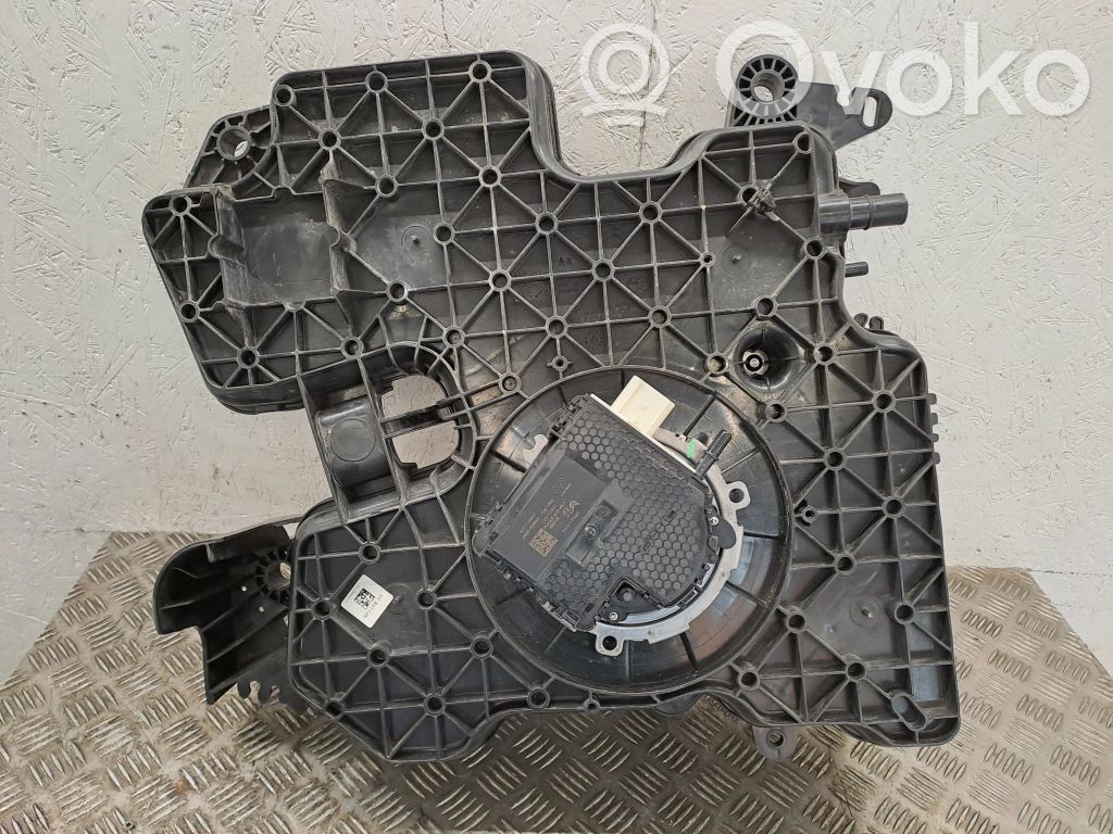 4077148AC Peugeot Expert AdBlue liquid reservoir, €350.00 | RRR