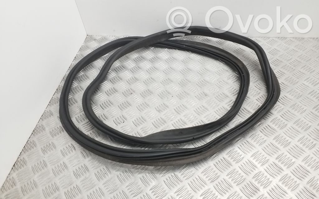 8V4827705 Audi A3 S3 8V Trunk rubber seal (body), €15.00 | RRR