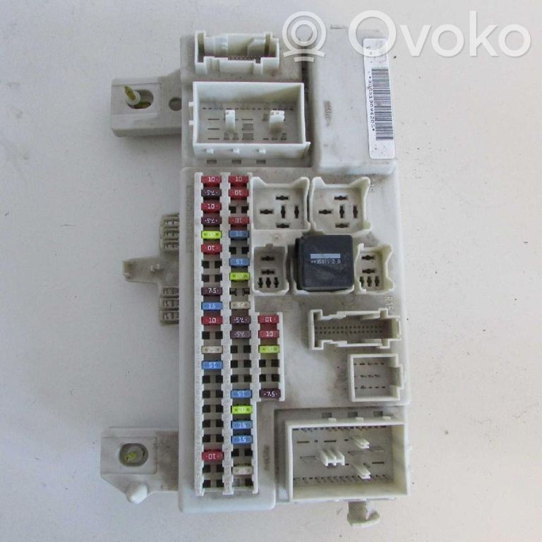 14A073 Ford Focus Module de fusibles, 75,00 € | OVOKO