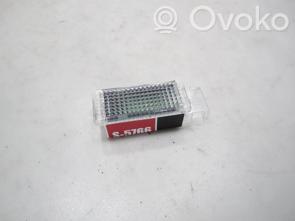 5G0947409 Volkswagen PASSAT B8 Другой фонарь салона, 4,90 € | RRR