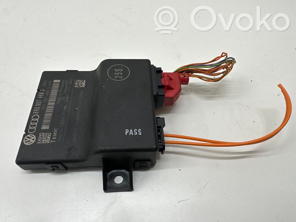 8R0907468J Audi Q5 SQ5 Gateway control module, €60.00 | RRR