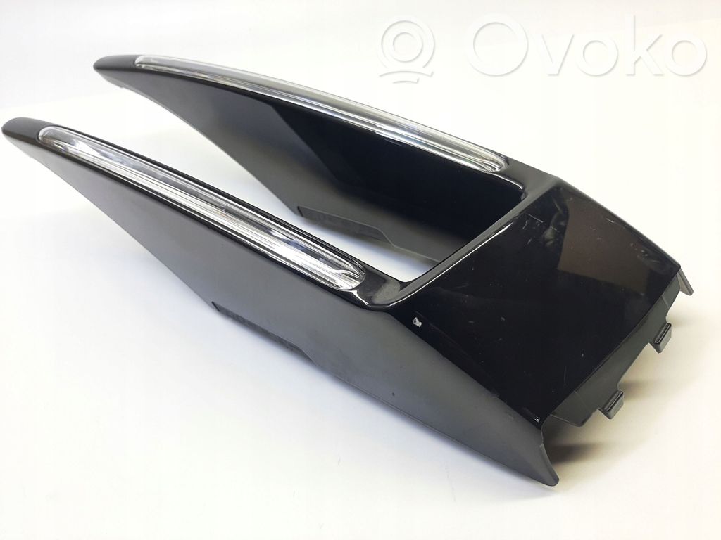 95B941107A Porsche Macan (95B) LED Daytime headlight, €129.12 | RRR