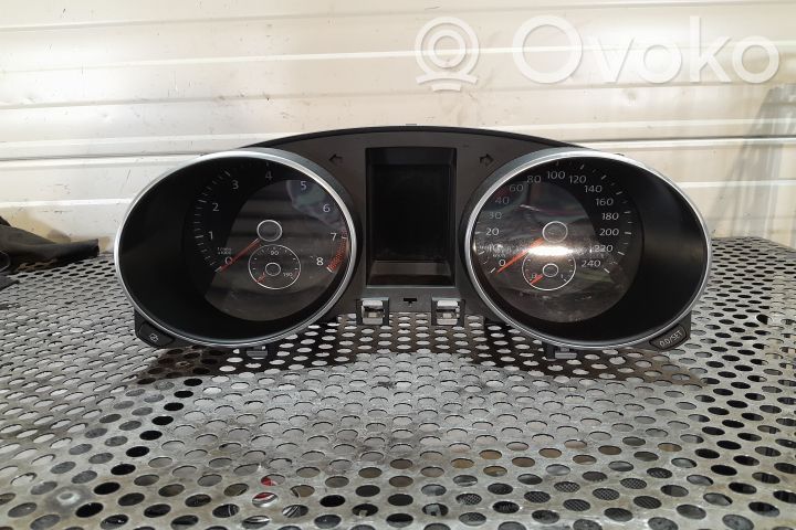 Volkswagen Golf VI Speedometer (instrument cluster), €80.15 | RRR