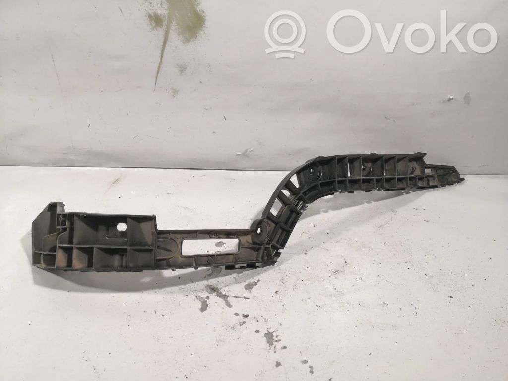 3AF807393 Volkswagen PASSAT B7 Rear bumper mounting bracket, €3.30 | RRR