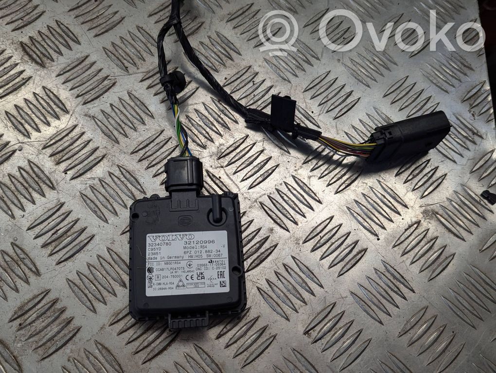 32340780 Volvo XC40 Distronic sensor radar, €235.29 | RRR